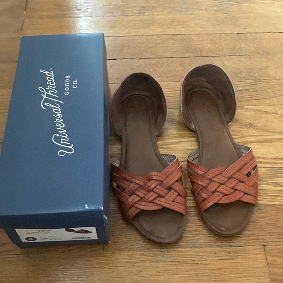 Universal Thread | Shoes | Universal Thread Sandals | Poshmark
